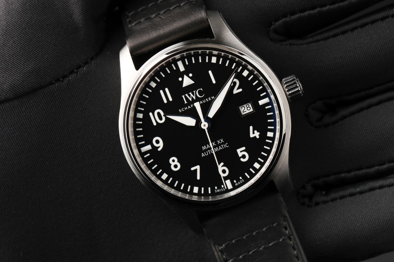 Pilot’s Watch Mark XX IW328201 – Rare Rare Ltd | Hong Kong Trusted ...
